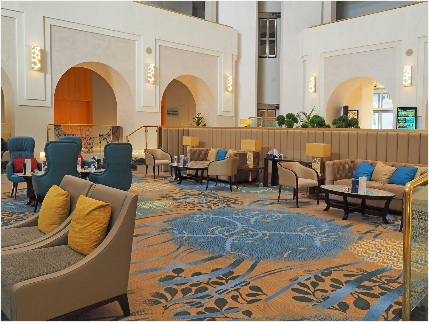 Hall et bar photo et image | halle, bar, hall Images fotocommunity