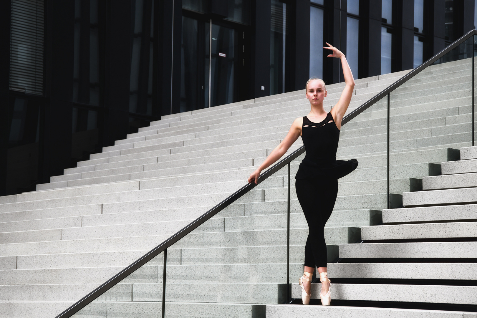 haltung bewahren Foto & Bild | portrait, kunstfotografie & kultur, tanz Bilder auf fotocommunity