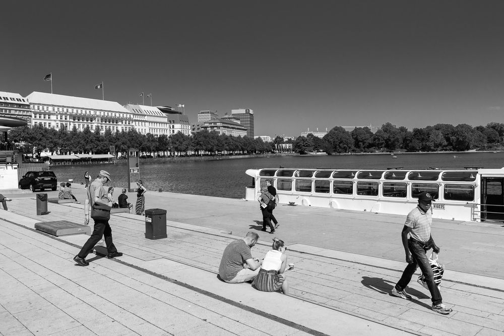 Hamburg Foto & Bild | streetfotografie mit menschen, street, hamburg Bilder auf fotocommunity