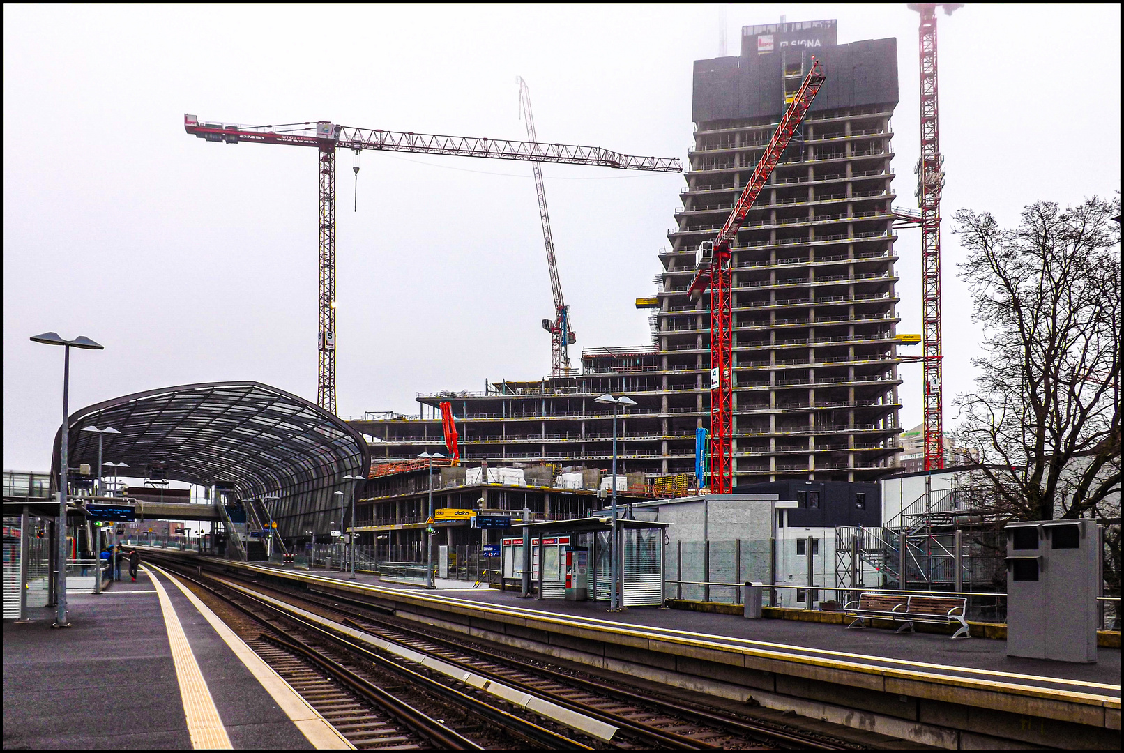 Hamburgs "ELBTOWER" am Bahnhof Elbbrücken (HafenCity) Foto & Bild ...