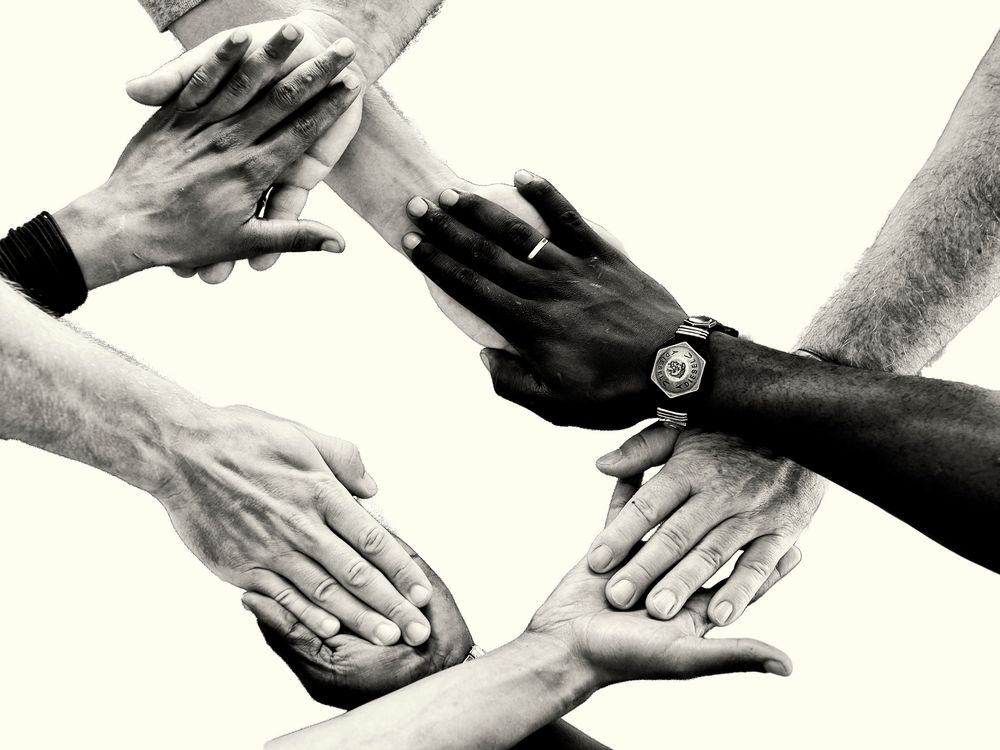 Hand in Hand Foto & Bild | archiv, a r c h i v aktuell, begegnungen ...