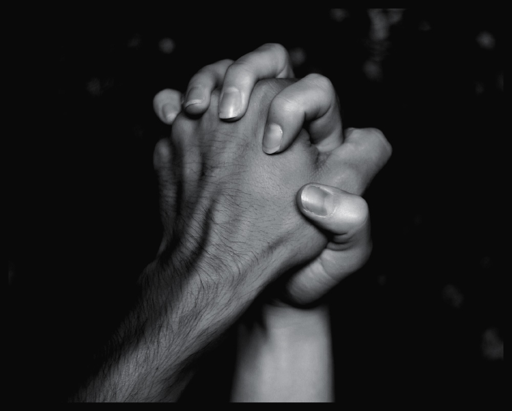 ...hand in hand... Foto & Bild | erwachsene menschen, paare, mehrere ...