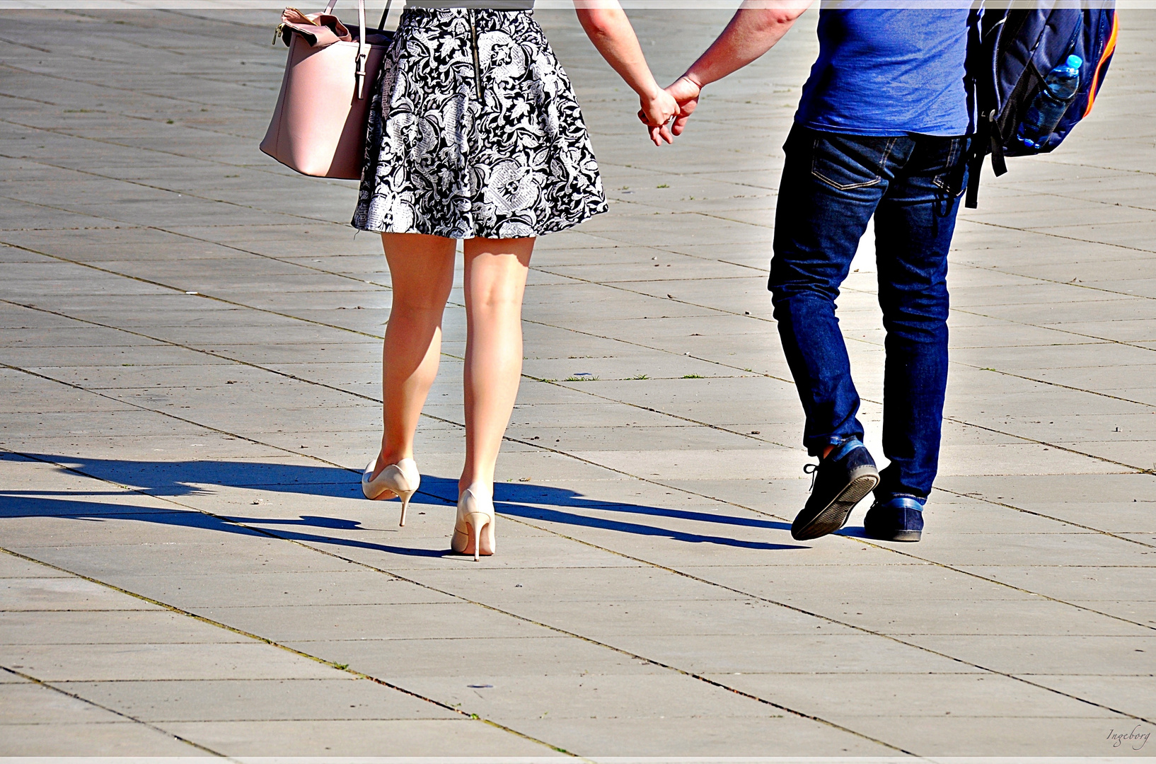 == Hand-in-Hand == Foto & Bild | portrait, menschen, streetfotografie ...