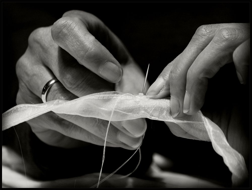 Handarbeit Foto & Bild | indoor, hand, stoff Bilder auf fotocommunity