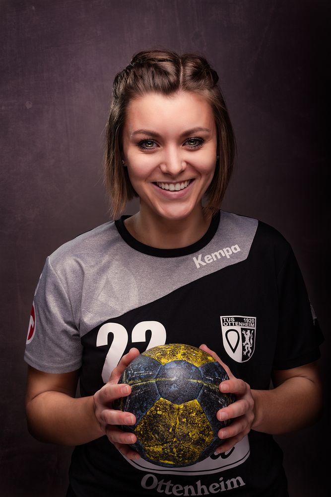 Handball von seiner schönsten Seite - Lisa Foto & Bild | studio ...