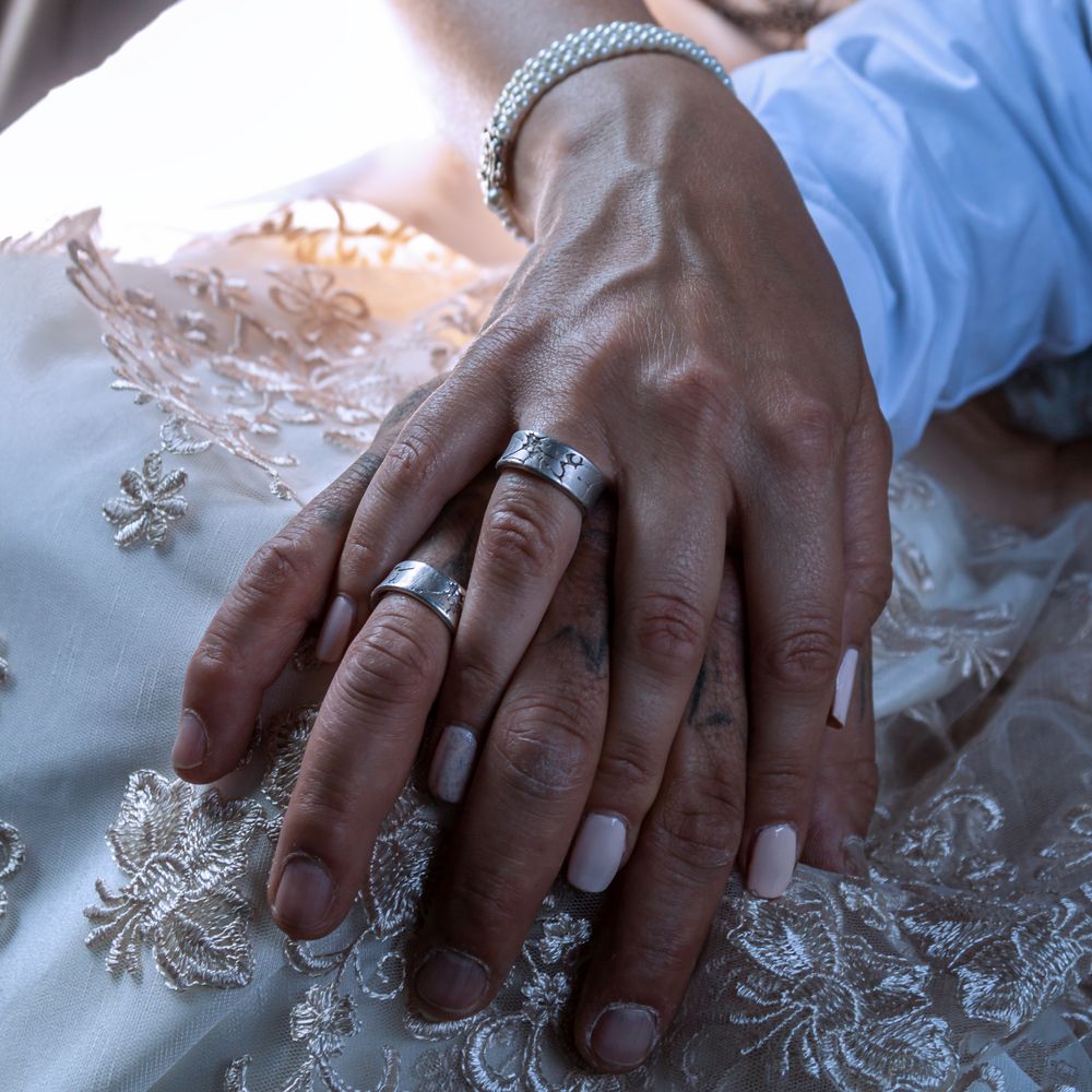 Hands and Rings Foto & Bild | hochzeit, menschen, münchen Bilder auf ...