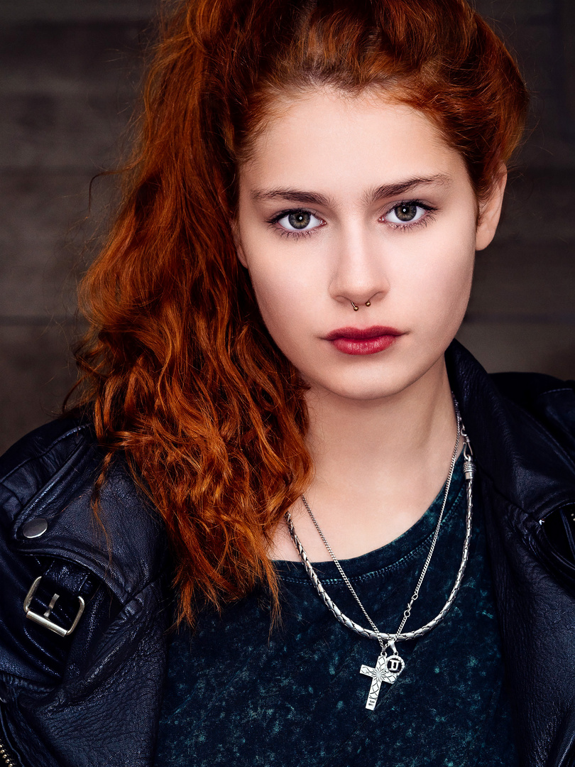 Hannah Foto & Bild | portrait, portrait frauen, outdoor Bilder auf ...