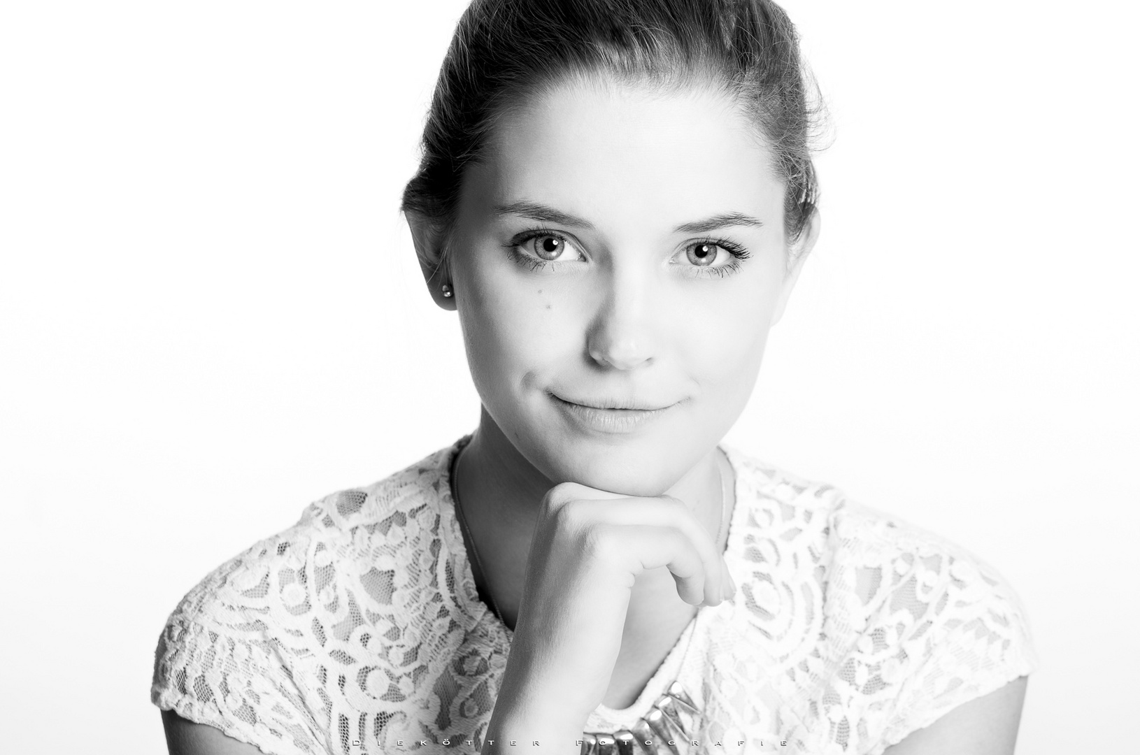 Hannah High-Key Portrait Foto & Bild | portrait, women, augen Bilder ...