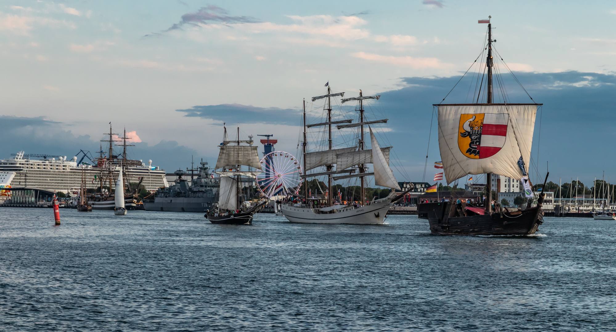 Hanse-Sail -Die Kogge Wissemara Foto & Bild | schiffe und seewege ...