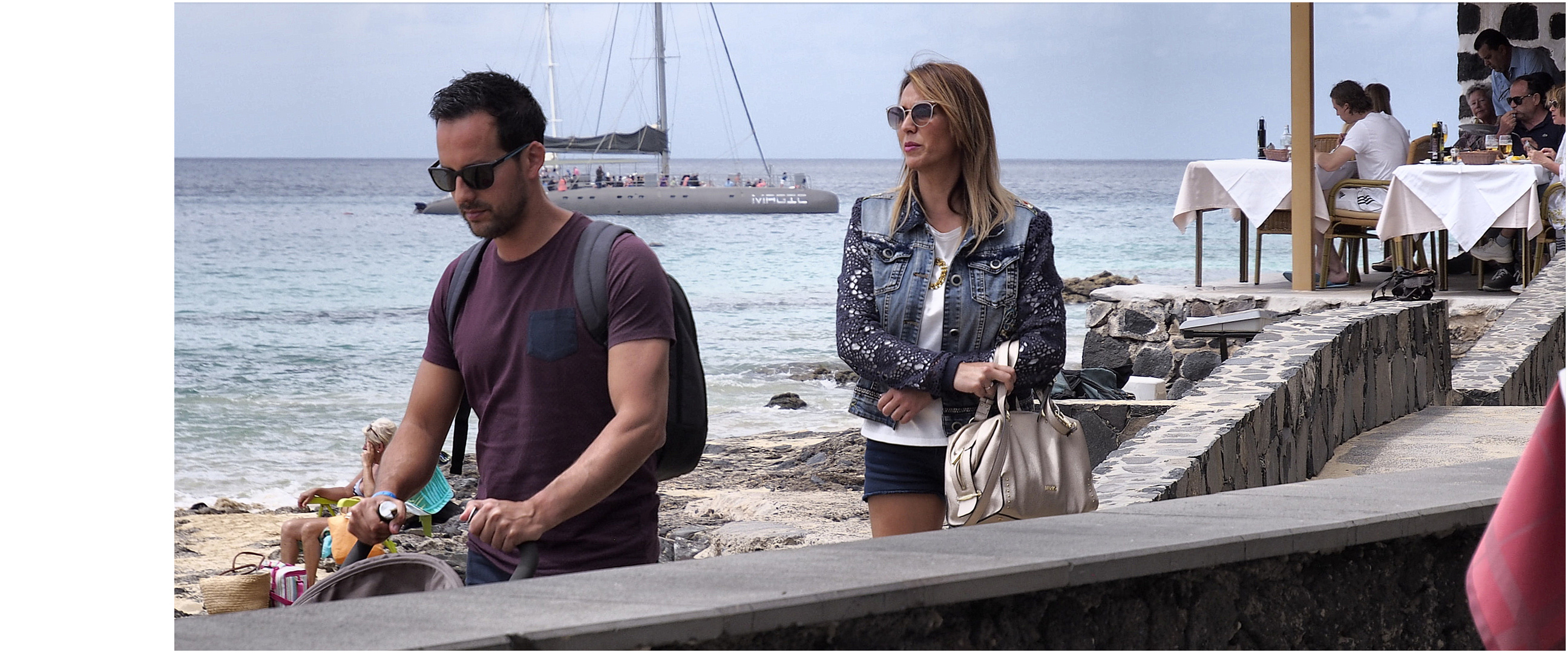 Happy... Foto & Bild | erwachsene, streetfotografie mit menschen, paare Bilder auf fotocommunity