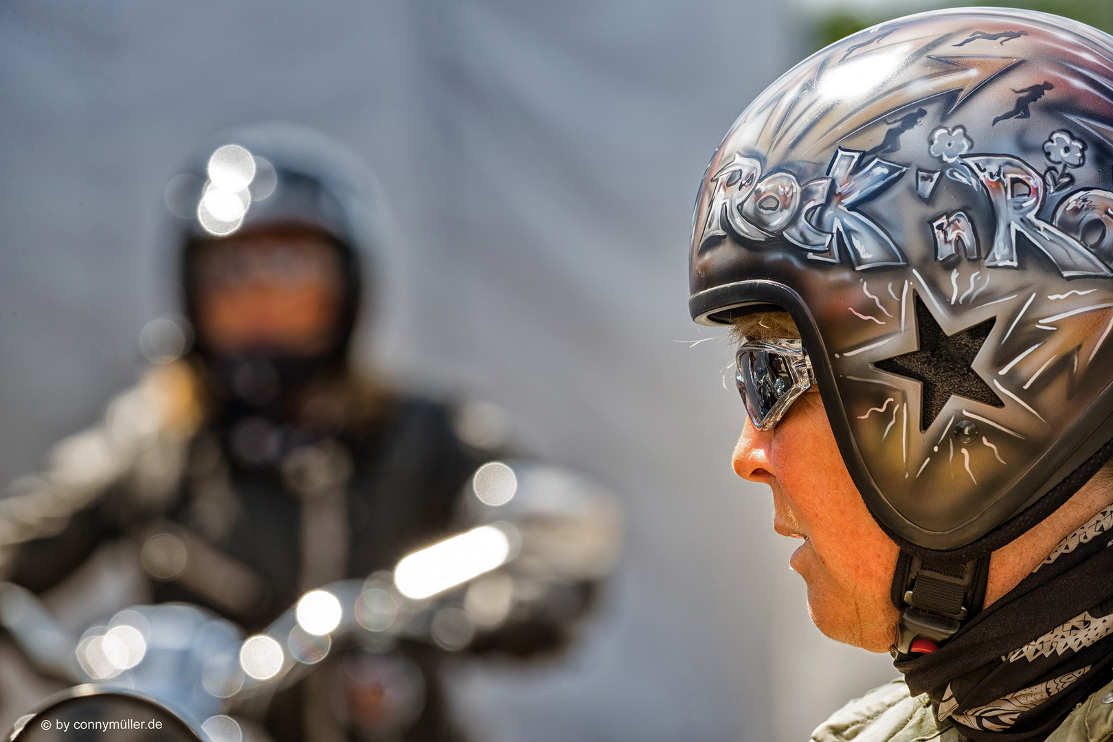 Harley-Lady Foto & Bild | street, outdoor, action Bilder auf fotocommunity