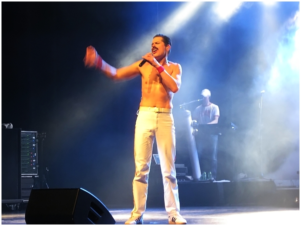 Harry Rose ... alias "Freddy Mercury" ... Foto & Bild | szene ...