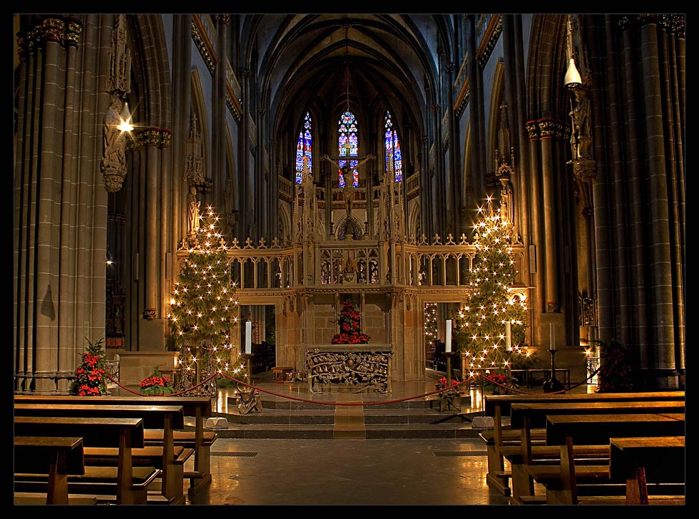 Hauptaltar Xantener Dom (St. Viktor) Foto & Bild | architektur, sakralbauten, innenansichten ...