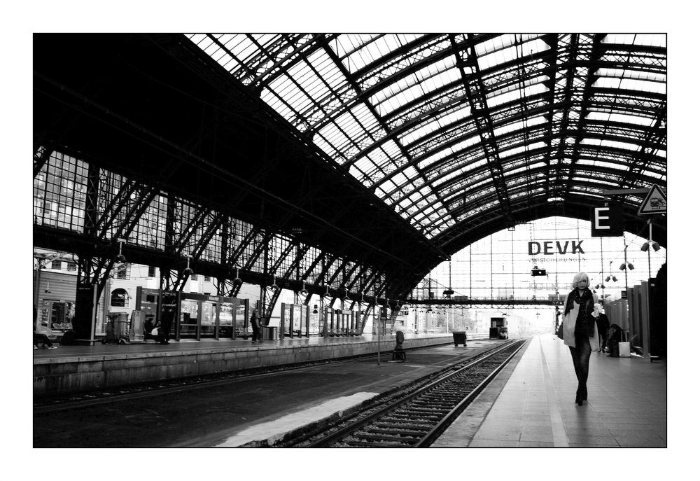 *Hbf. Köln* Foto & Bild | architektur, bahnhöfe & gleise, profanbauten Bilder auf fotocommunity