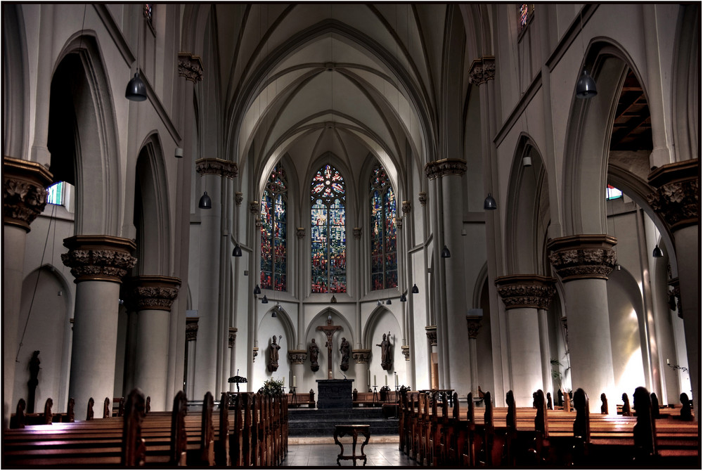Heilig Kreuz Kirche Foto & Bild | architektur, sakralbauten, innenansichten kirchen Bilder auf ...