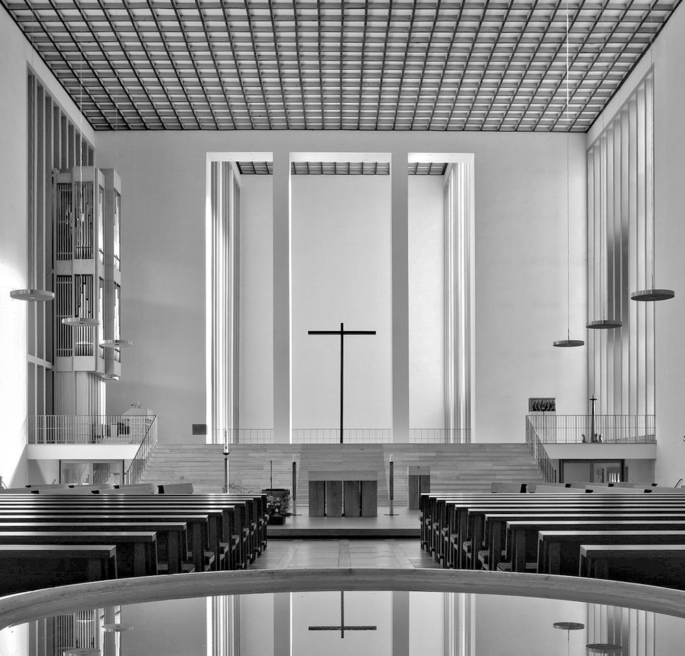 Heilig- Kreuz-Kirche in Dülmen s/w Foto & Bild | architektur, sakralbauten, innenansichten ...