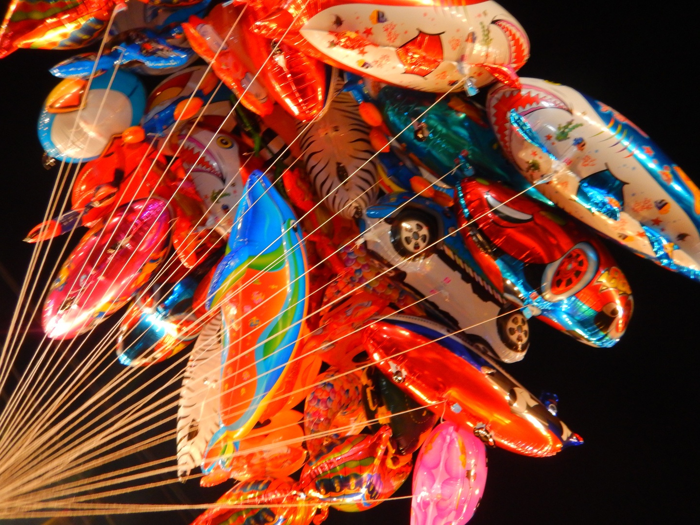 Hélium photo et image | abstrait, bric-à-brac, ballons Images fotocommunity