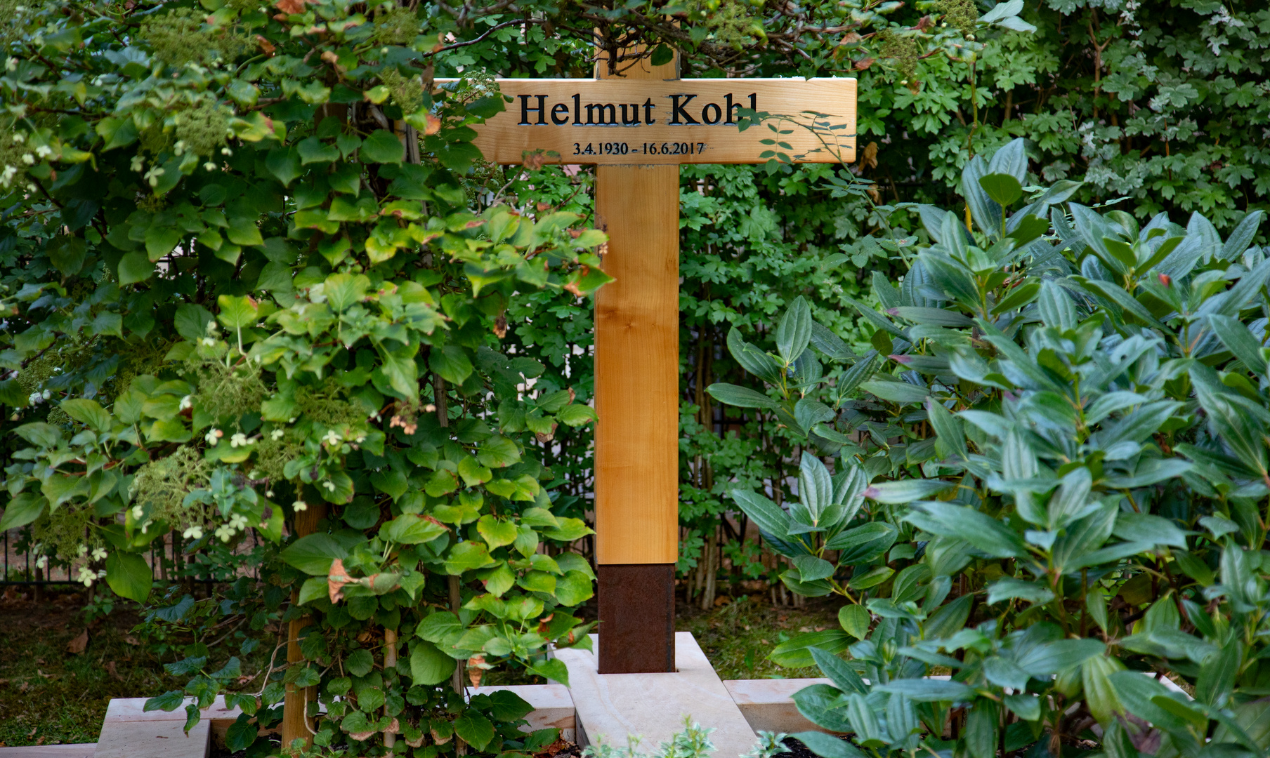 Helmut Kohl Foto & Bild | architektur, erwachsene menschen, usertreffen ...