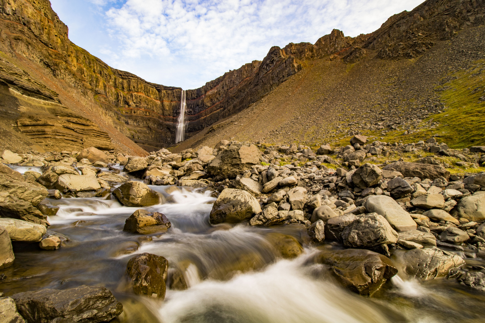 Hengifoss Foto & Bild | landschaft, wasserfälle, bach, fluss & see ...