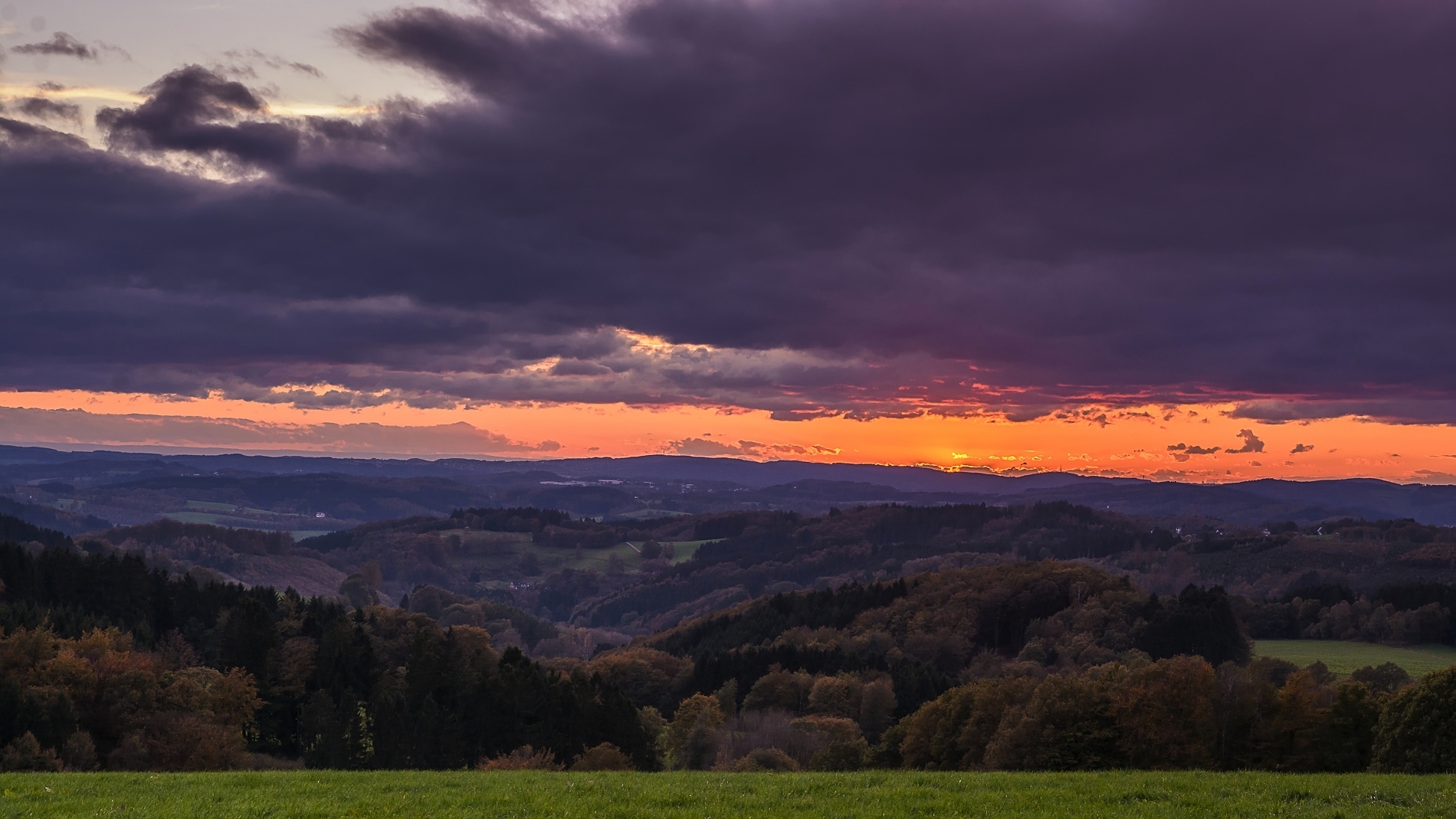 Herbstabend im Bergischen Land... Foto & Bild | jahreszeiten, herbst, reiner jacobs -natur ...