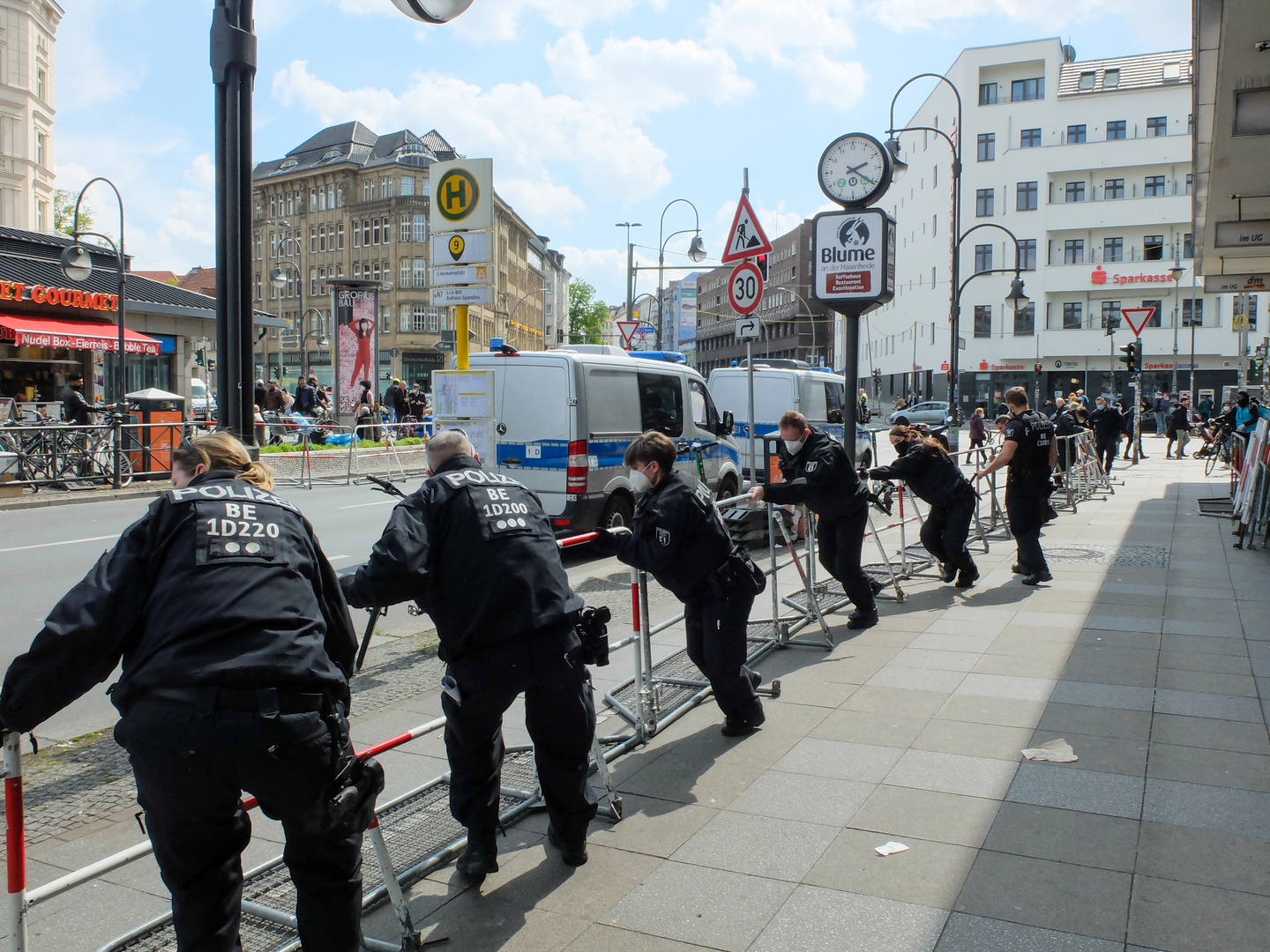 Hermannplatz 11 Foto & Bild | dokumentation, berlin, neukölln Bilder ...
