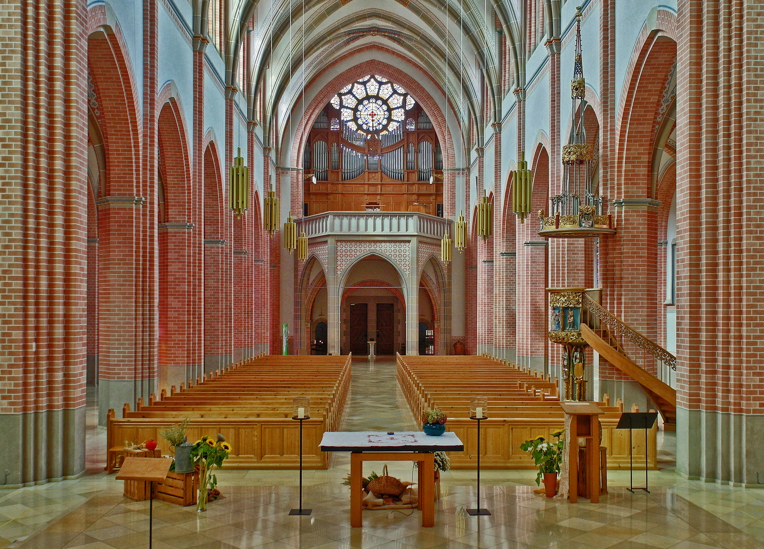Herz-Jesu-Kirche Bregenz... Foto & Bild | architektur, sakralbauten, innenansichten kirchen ...
