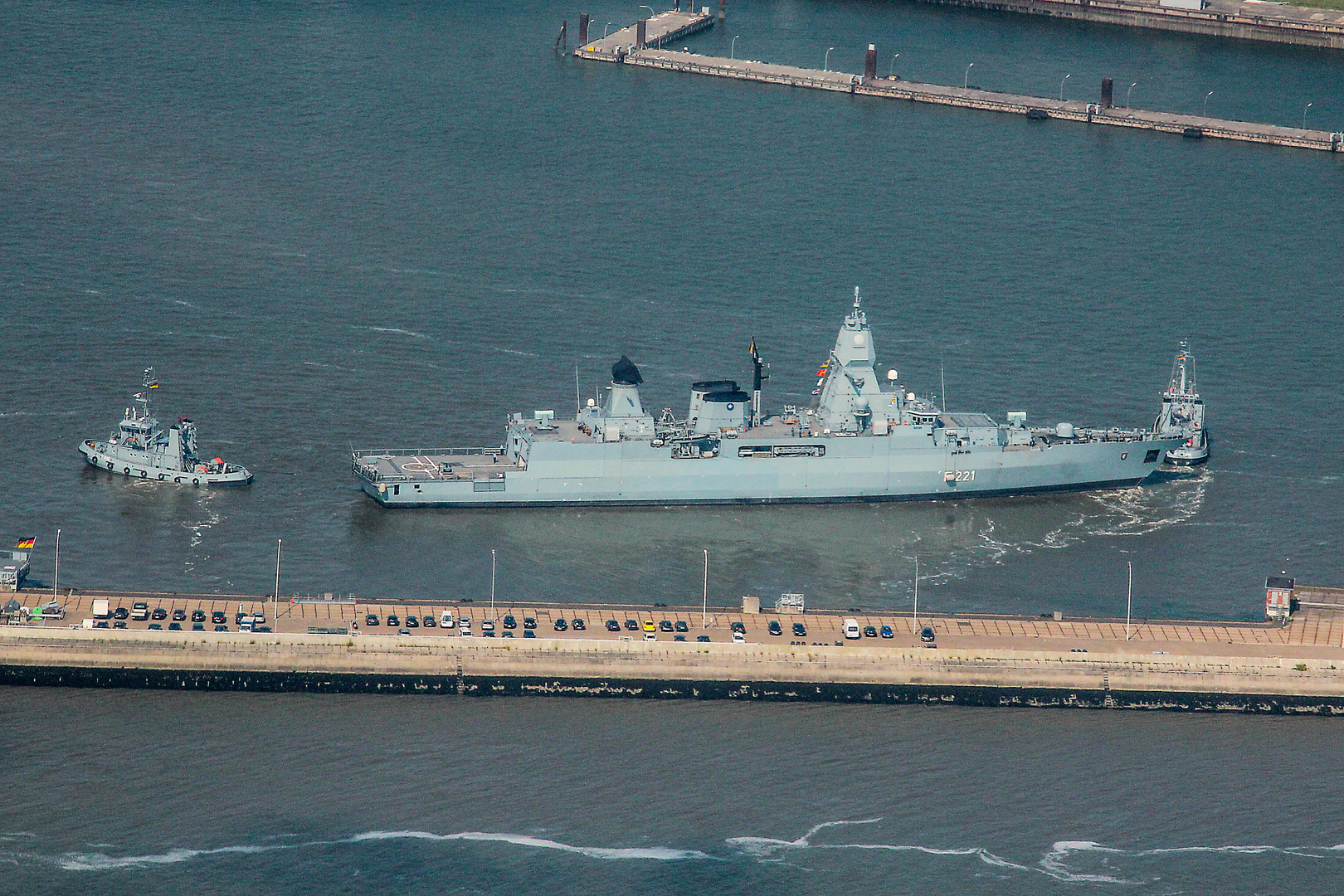 Hessen (F 221) Foto & Bild | hafen, motive, wilhelmshaven Bilder auf ...