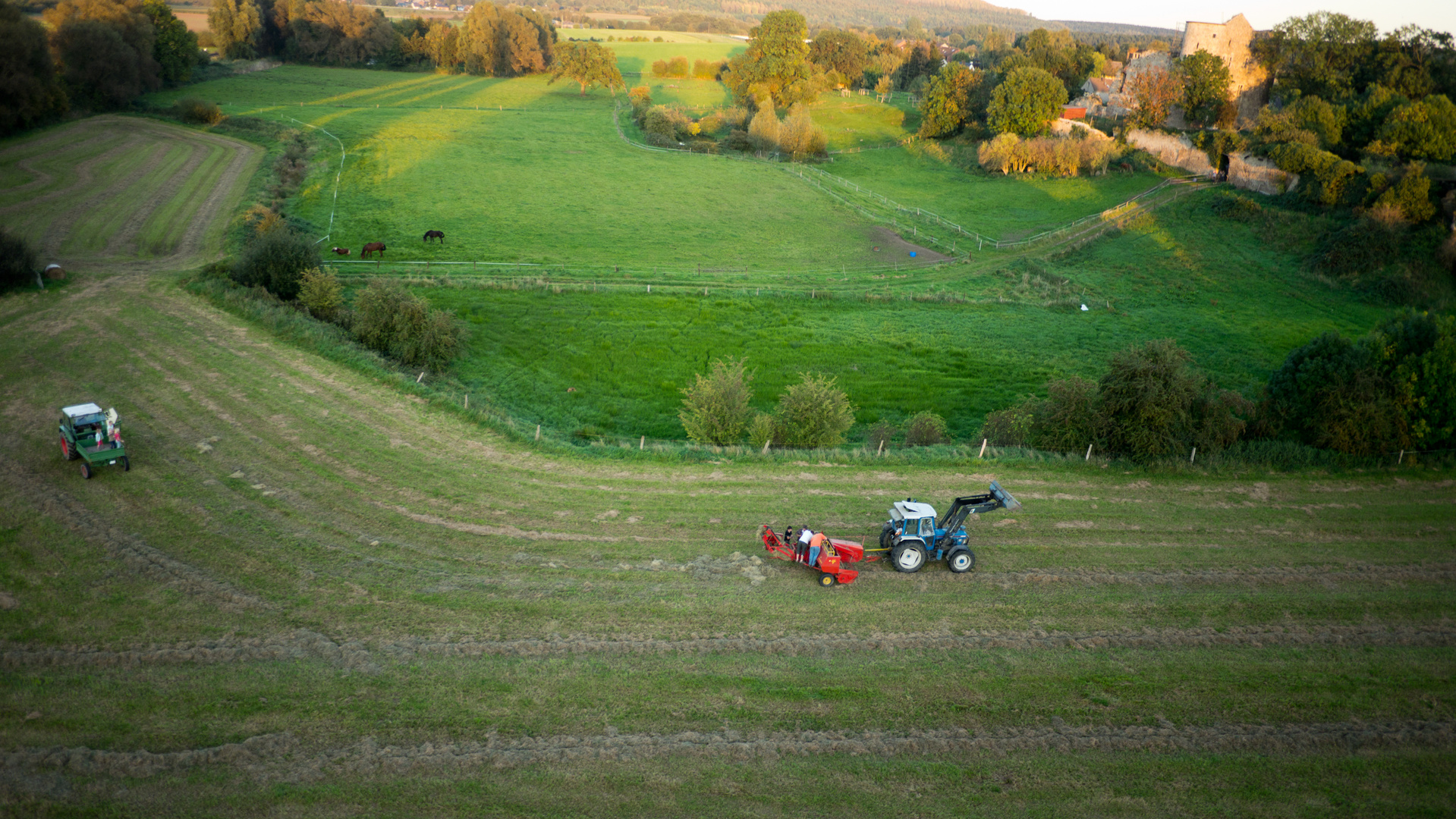 Heuernte Foto & Bild | landschaft, luftaufnahmen, natur Bilder auf fotocommunity