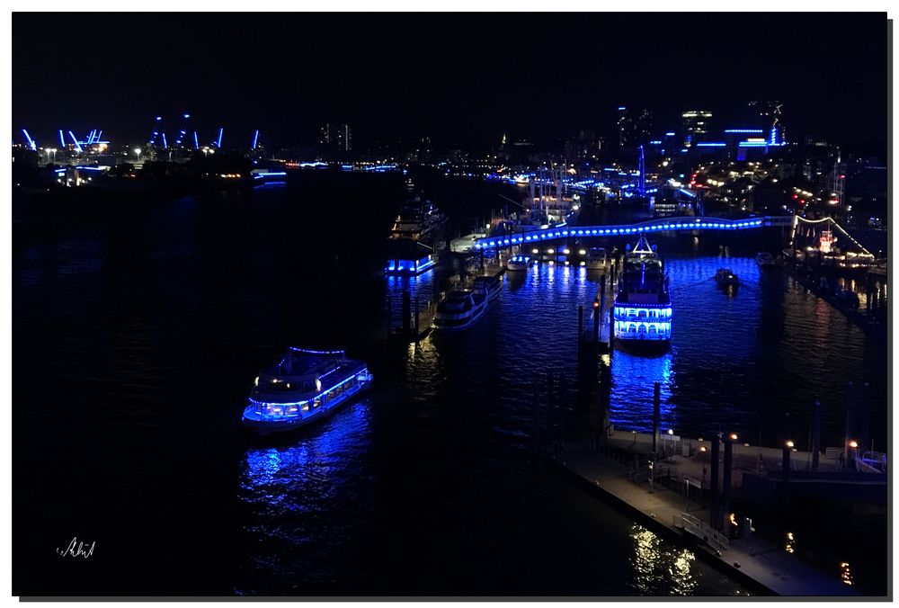 HH Blue night --- Foto & Bild | world, hamburg, deutschland Bilder auf ...