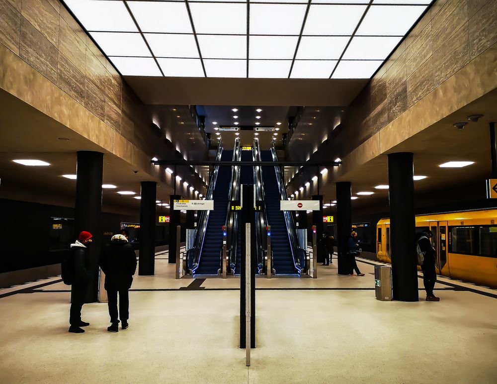 Hier kannste umsteigen Foto & Bild | world, spezial, berlin Bilder auf ...