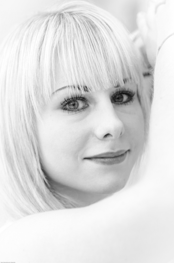 High-Key Foto Nicole Foto & Bild | portrait, portrait frauen, indoor ...