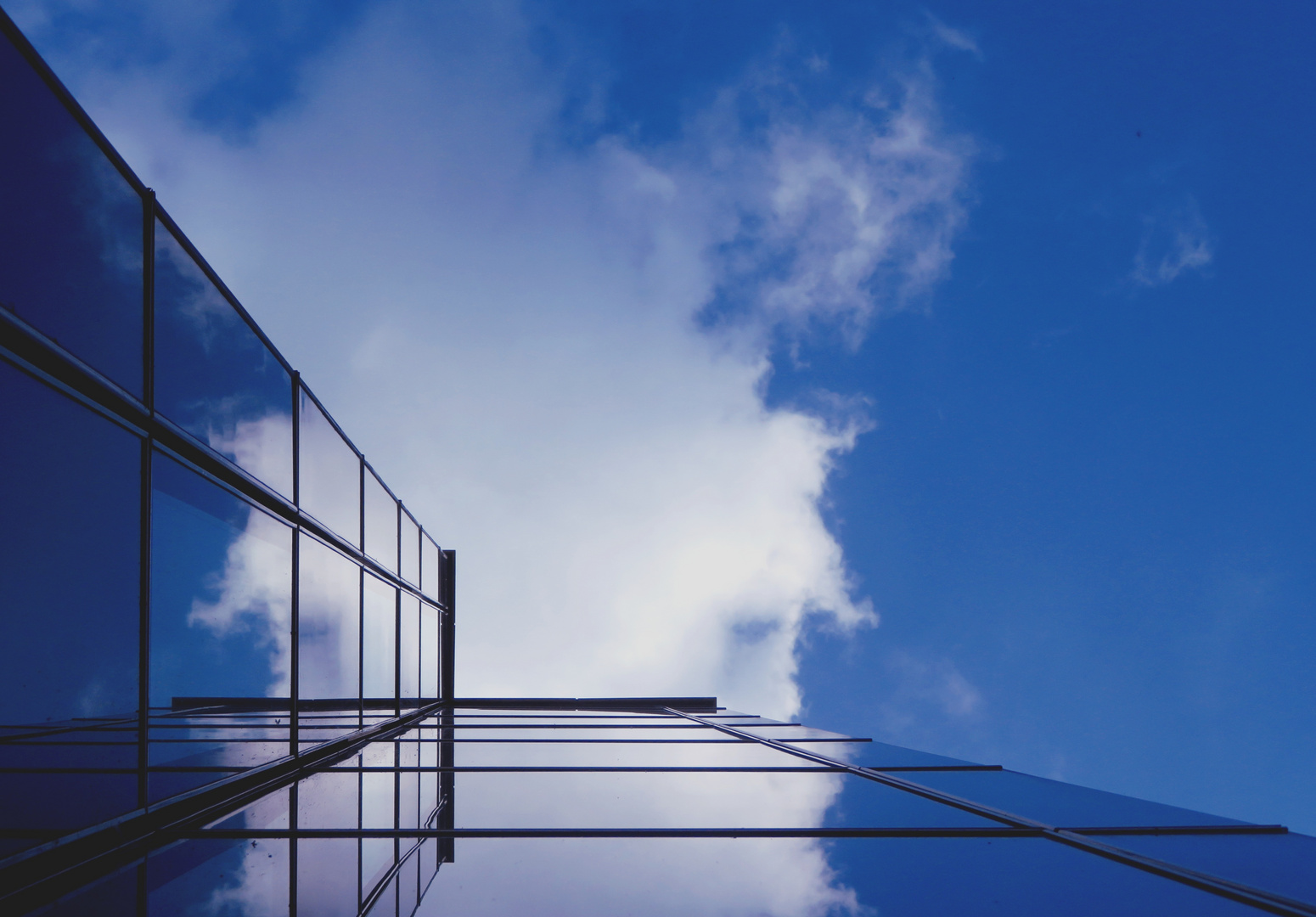 Himmelblau Foto & Bild | architektur, himmel, projekte Bilder auf ...