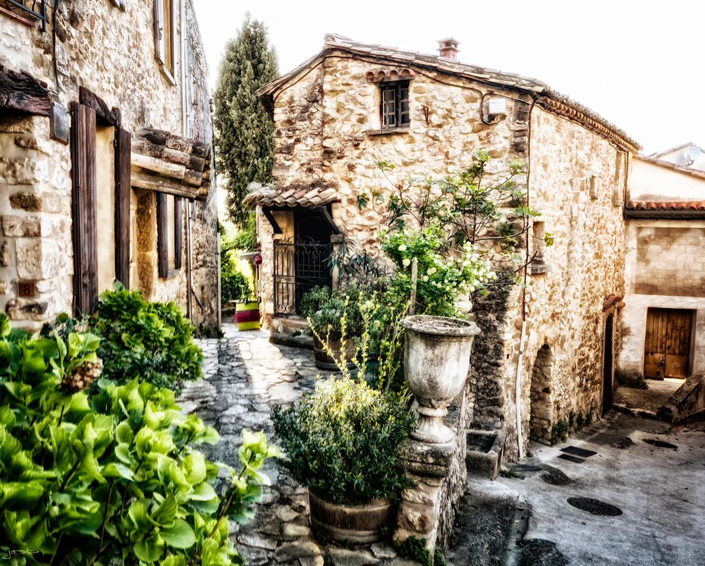 Hinterhof Foto & Bild | france, world, spezial Bilder auf fotocommunity