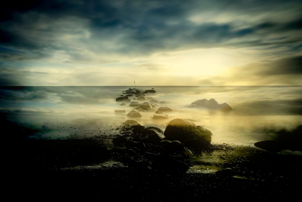 Hinterm Horizont Foto & Bild | spezial, wasser, wolken Bilder auf ...