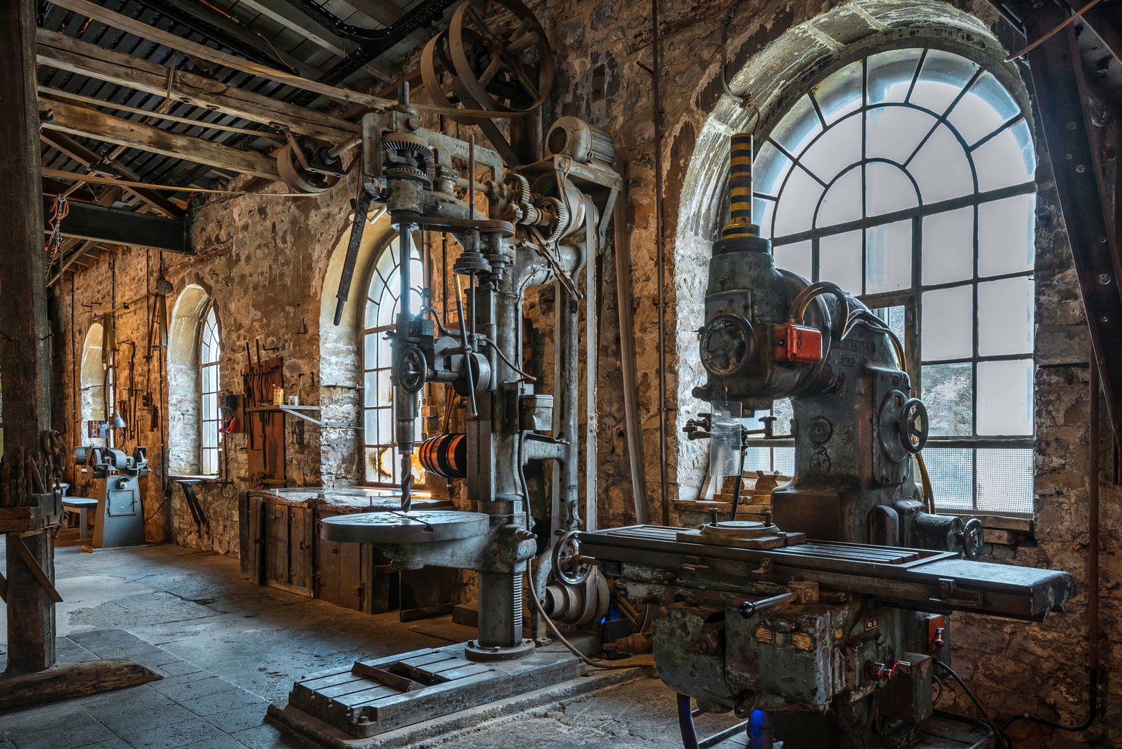 Historische Werkstatt Foto & Bild | industrie und technik, industrie ...