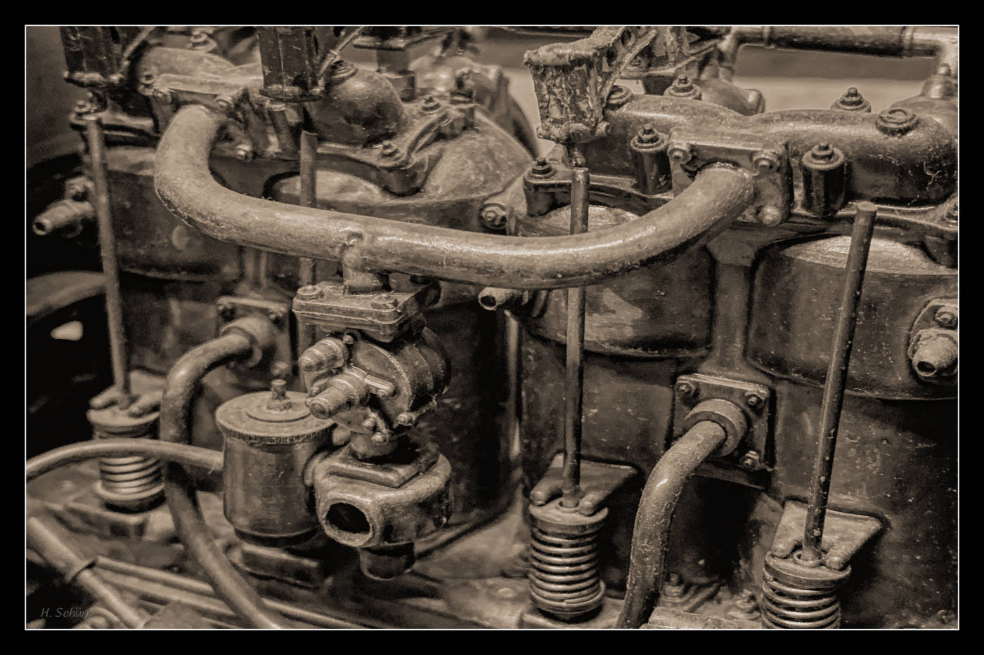 Historischer Fiat F-102 Motor - Modell 1/8 Foto & Bild | sport, autos ...