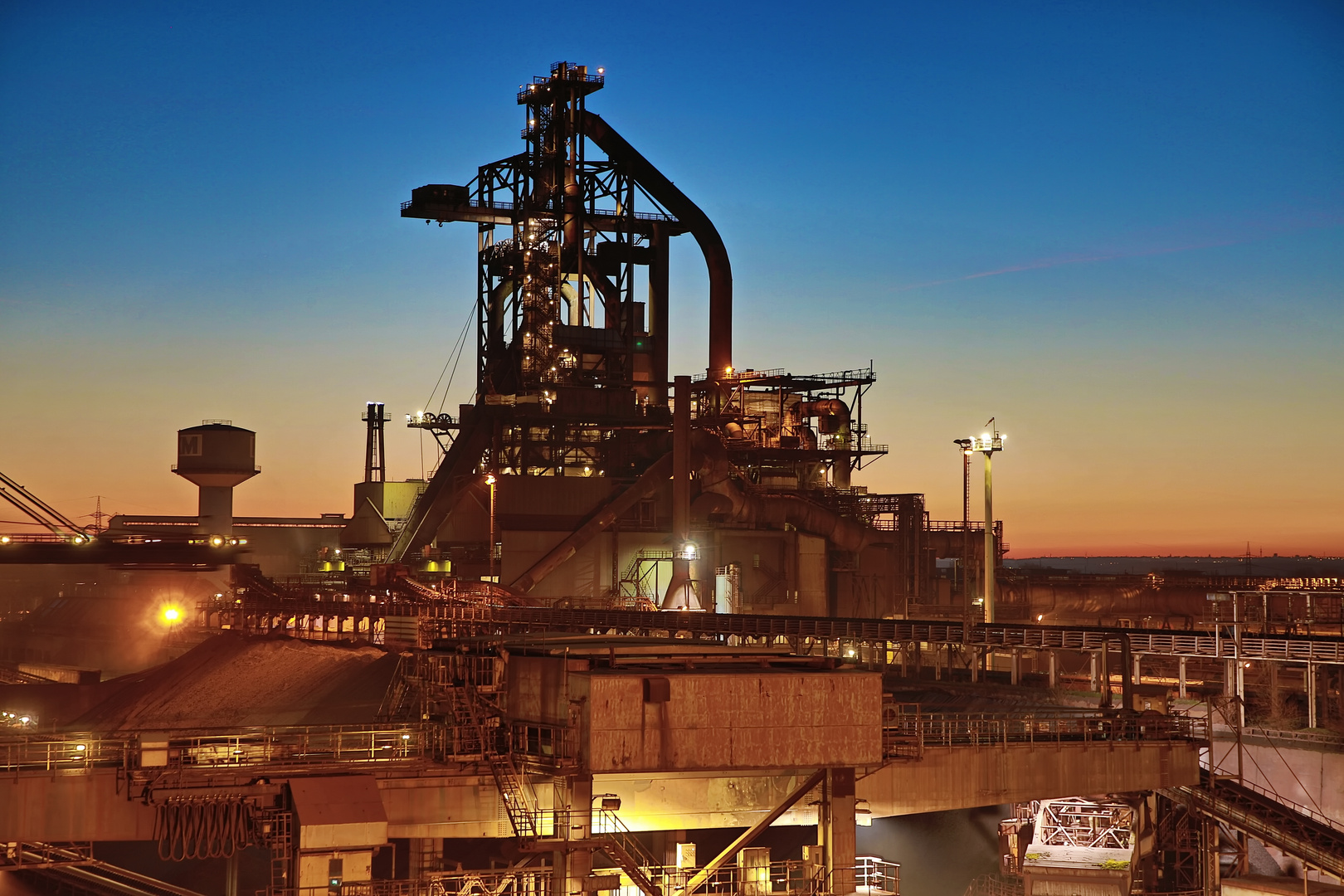 Hochofen A am Morgen Foto & Bild | industrie und technik, industrie ...