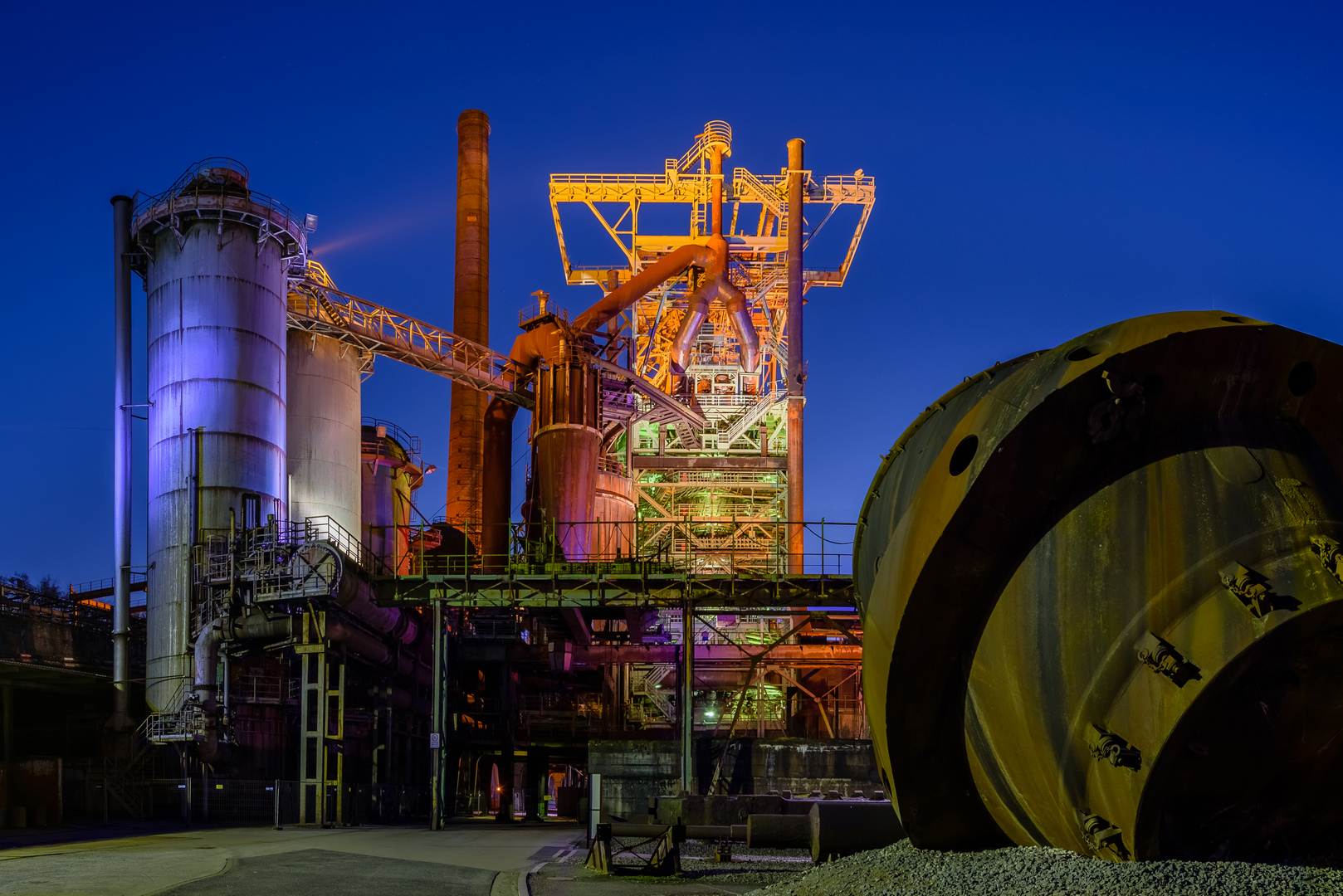 Hochofen und Konverter Foto & Bild | world, blaue stunde, nrw Bilder ...