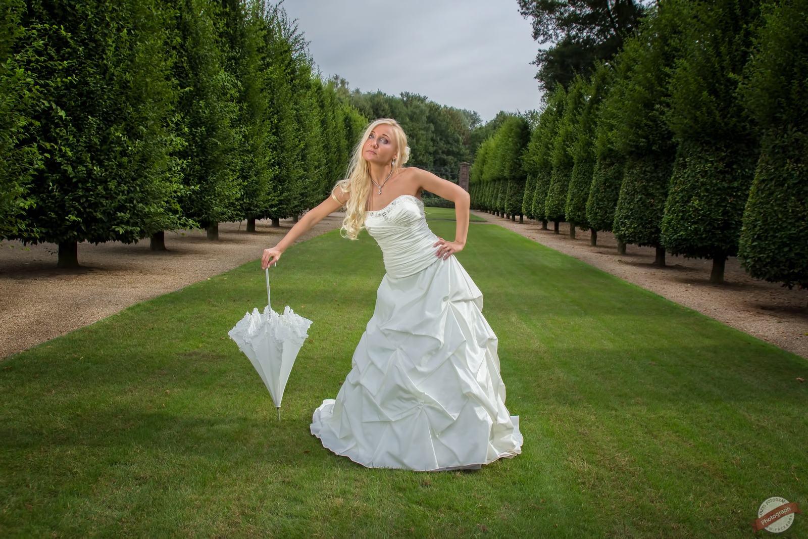 Hochzeitsbraut Foto & Bild | hochzeit, collagen, frauen Bilder auf fotocommunity