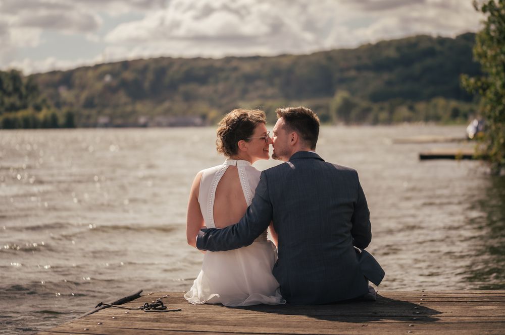 Hochzeitspaar am See Foto & Bild | portrait, wedding, people Bilder auf fotocommunity