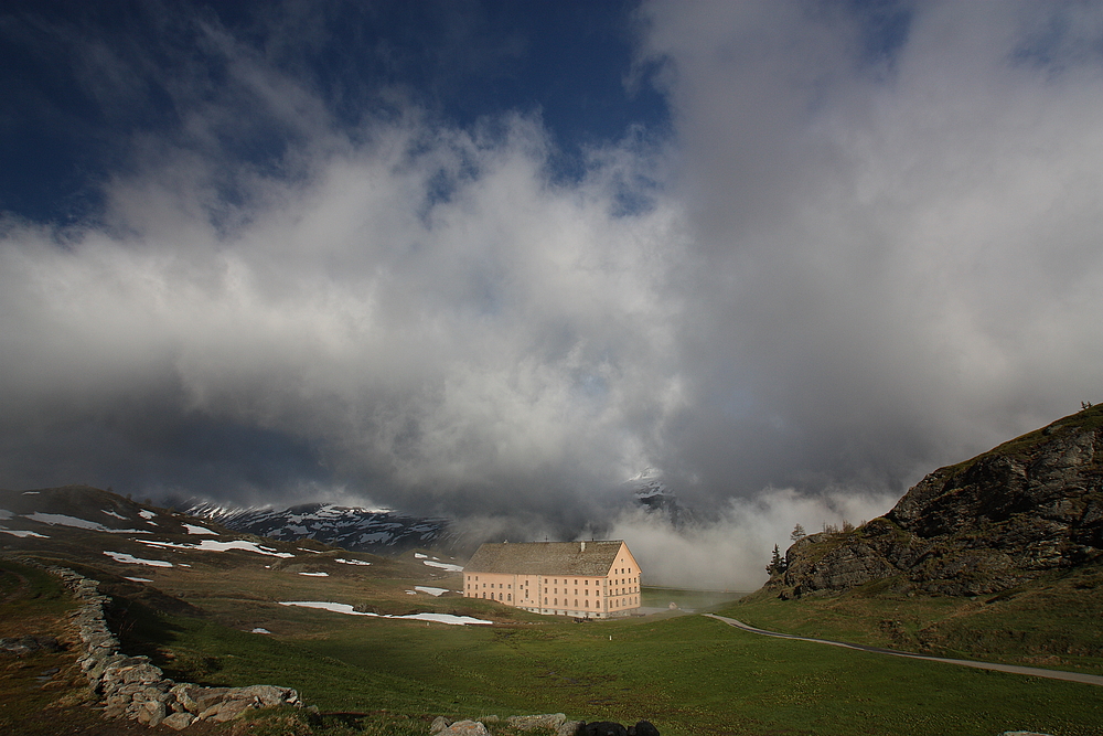 Hospiz - am Simplon Pass Foto & Bild | architektur, sakralbauten ...