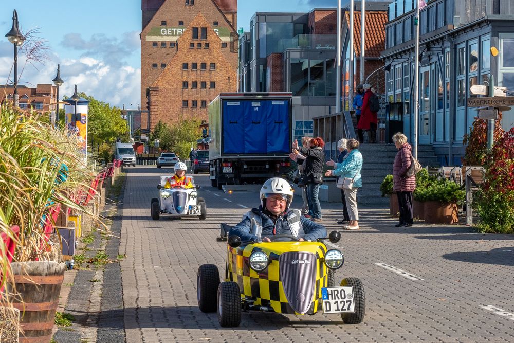 Hot Rod Fun in Rostock Foto & Bild | world, kultur, auto Bilder auf ...
