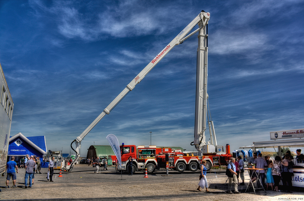 Hubrettungsgerät BRONTO Skylift F90 HLA. Foto & Bild | autos ...