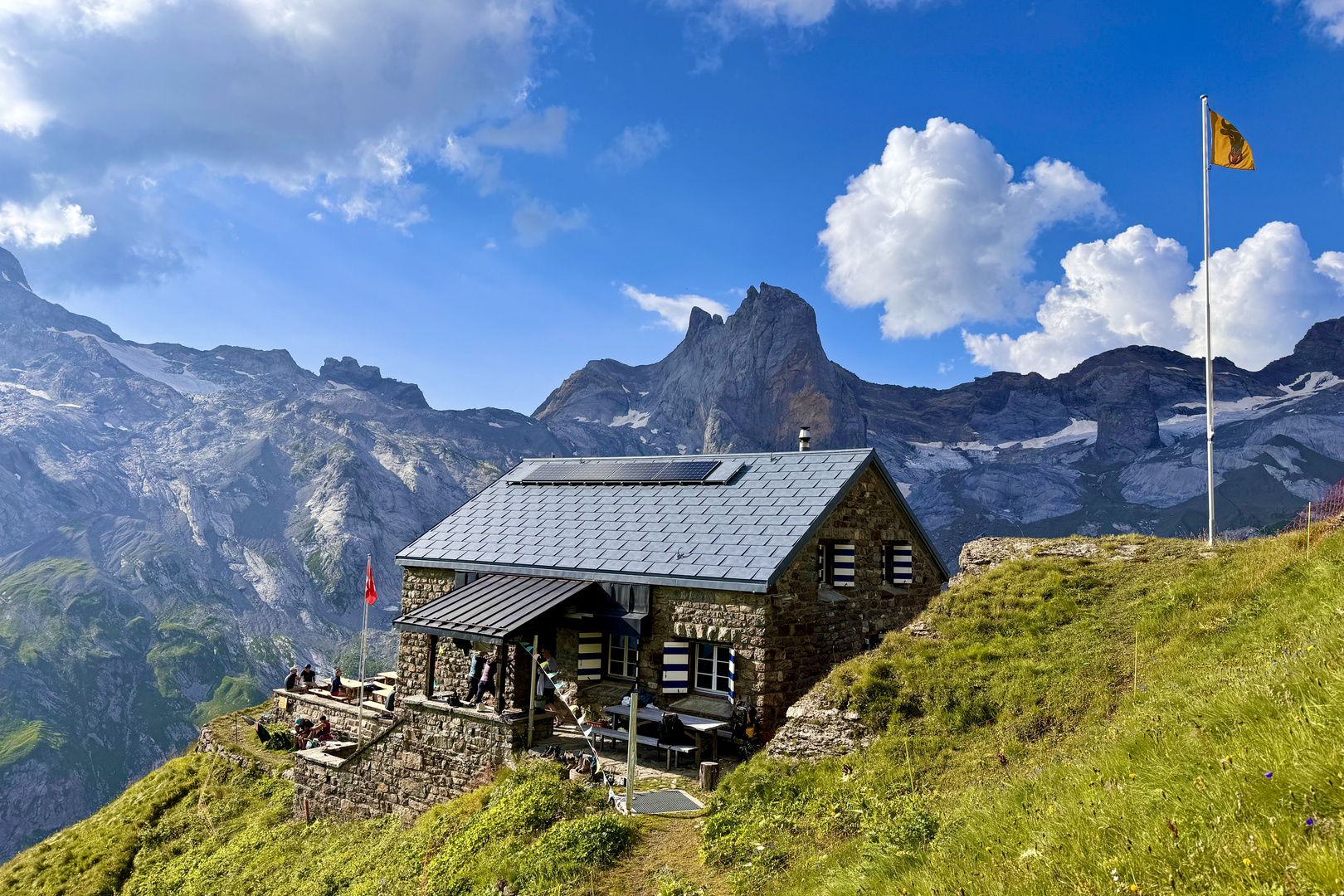 Hüfihütte,Maderanertal Foto & Bild | landschaft, jahreszeiten, sommer ...