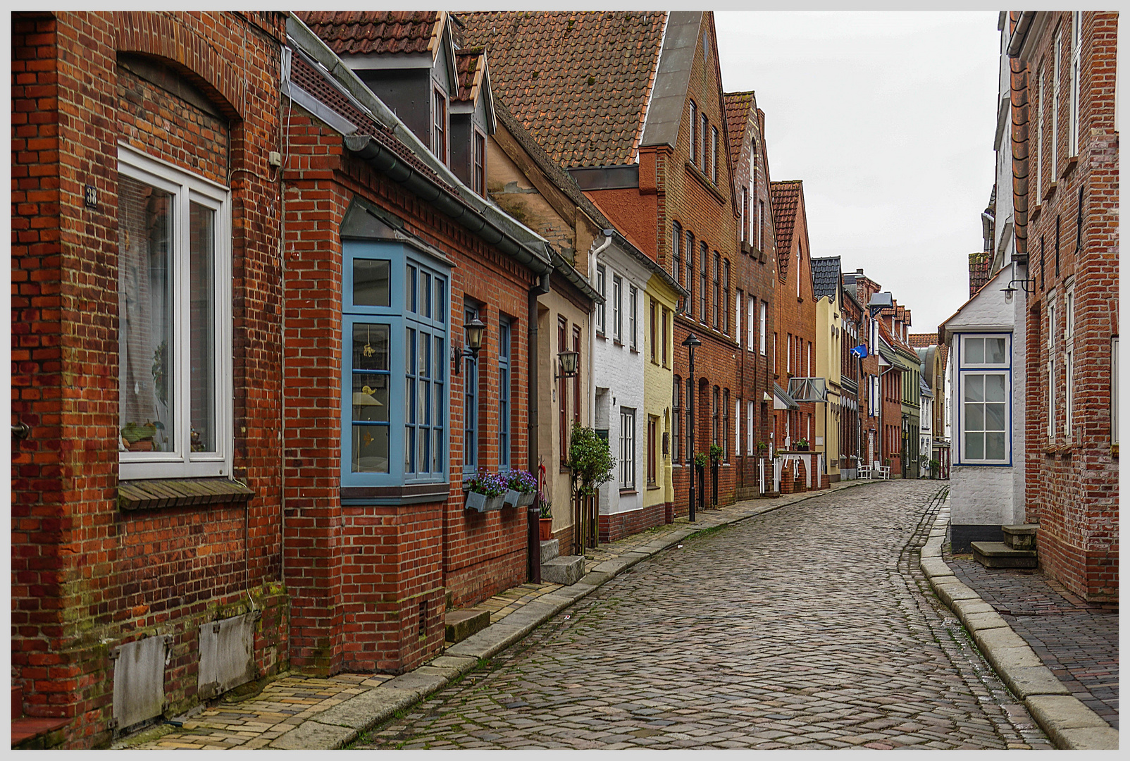 Husum (3) Foto & Bild | altstadt, gasse, husum Bilder auf fotocommunity