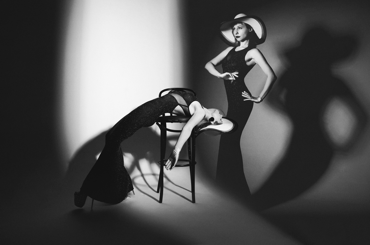 Hypnotic Foto & Bild | fotomontage, monochrom, bearbeitungs - techniken Bilder auf fotocommunity