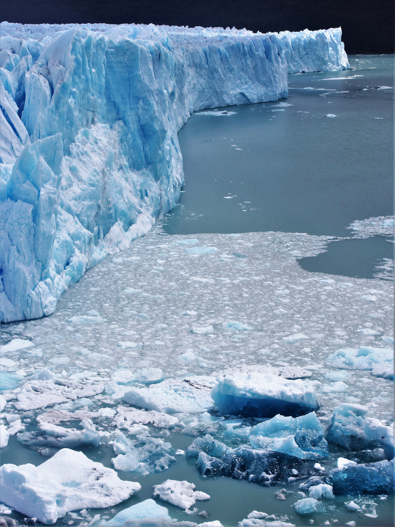 Ice Cliff Foto & Bild | nature, park, water Bilder auf fotocommunity