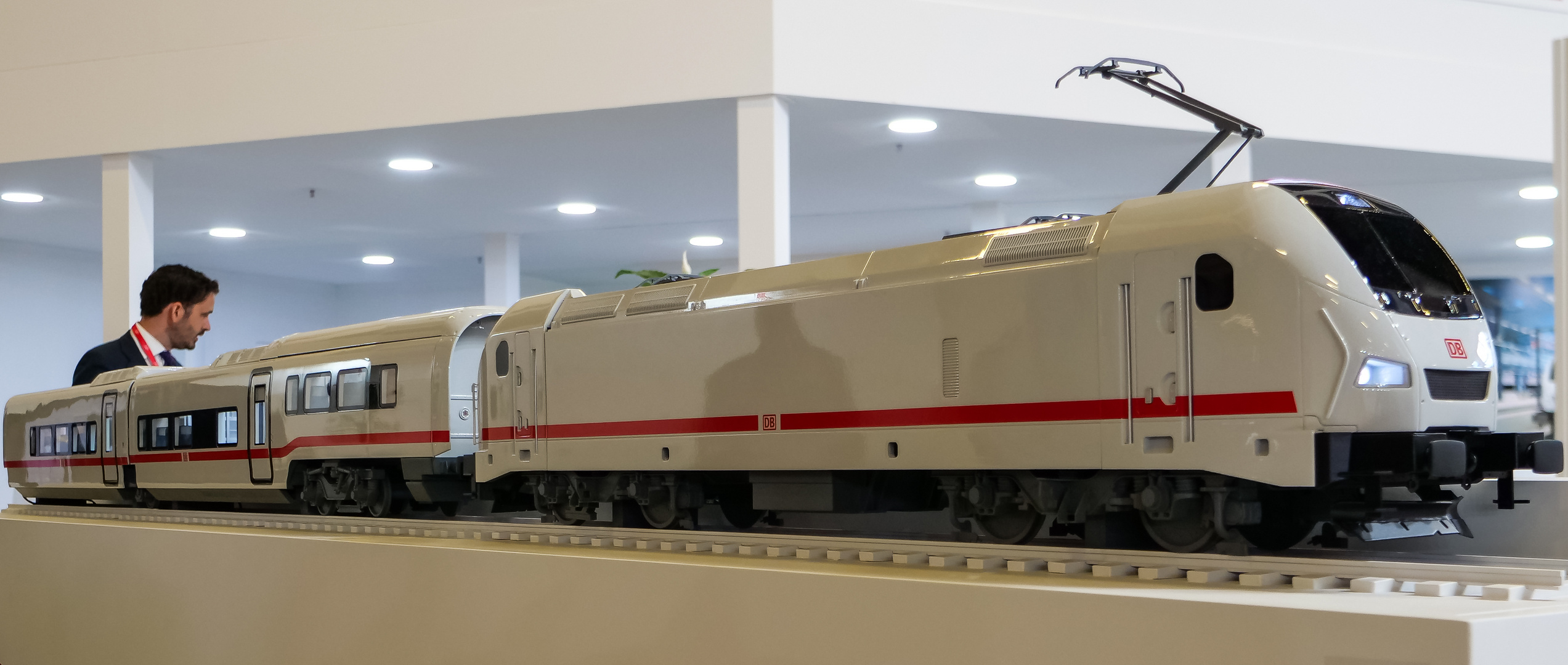 ICE L Foto & Bild | berlin, eisenbahn, messe Bilder auf fotocommunity