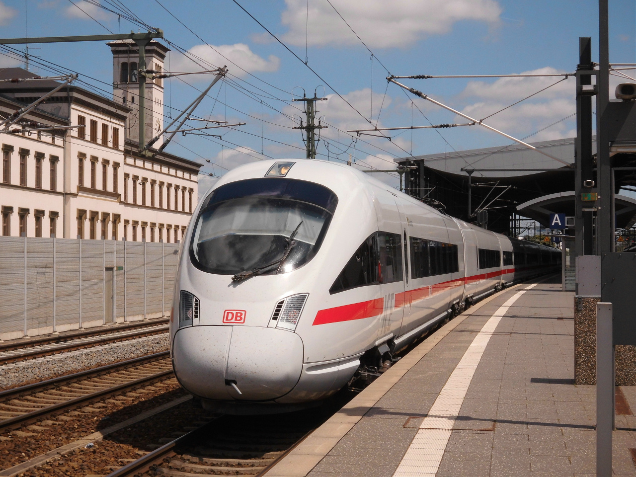 ICE Sprinter in Erfurt. Foto & Bild | frühling, bahnhof, erfurt Bilder ...