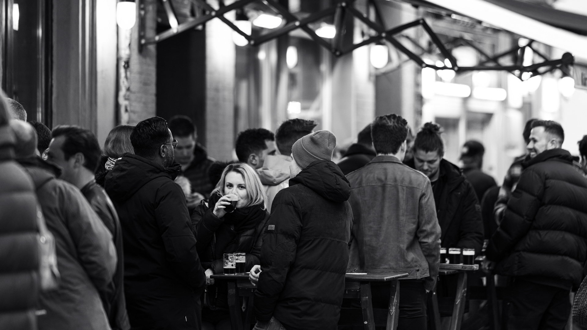 ...ich seh Dich... Foto & Bild | erwachsene menschen, streetfotografie mit menschen ...